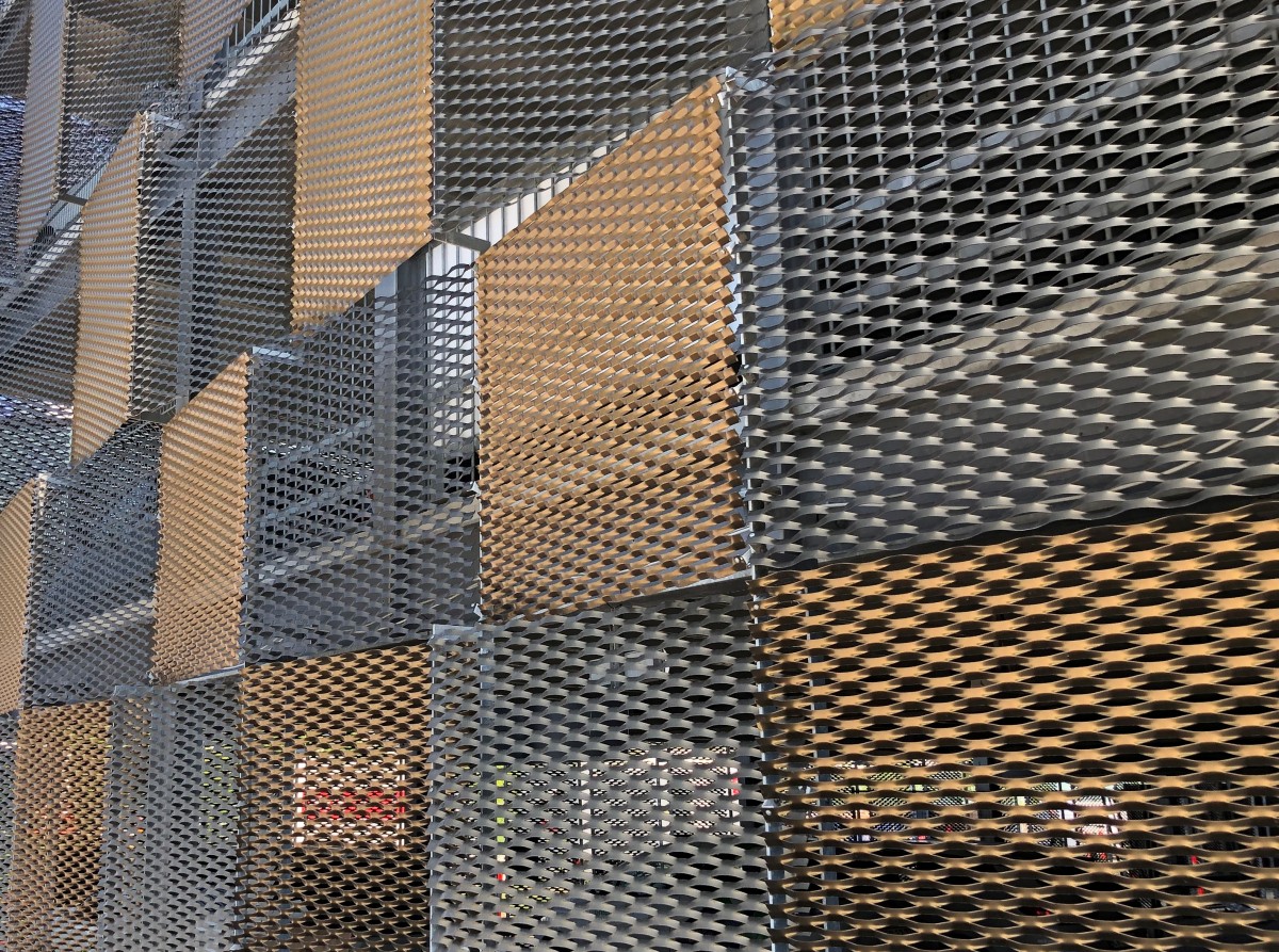 A functional and aesthetic facade for a multi-storey car park - Archetech